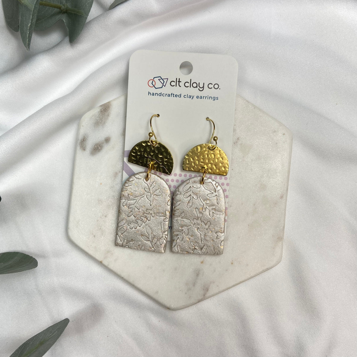 callie-gold-white-modern – clt clay co